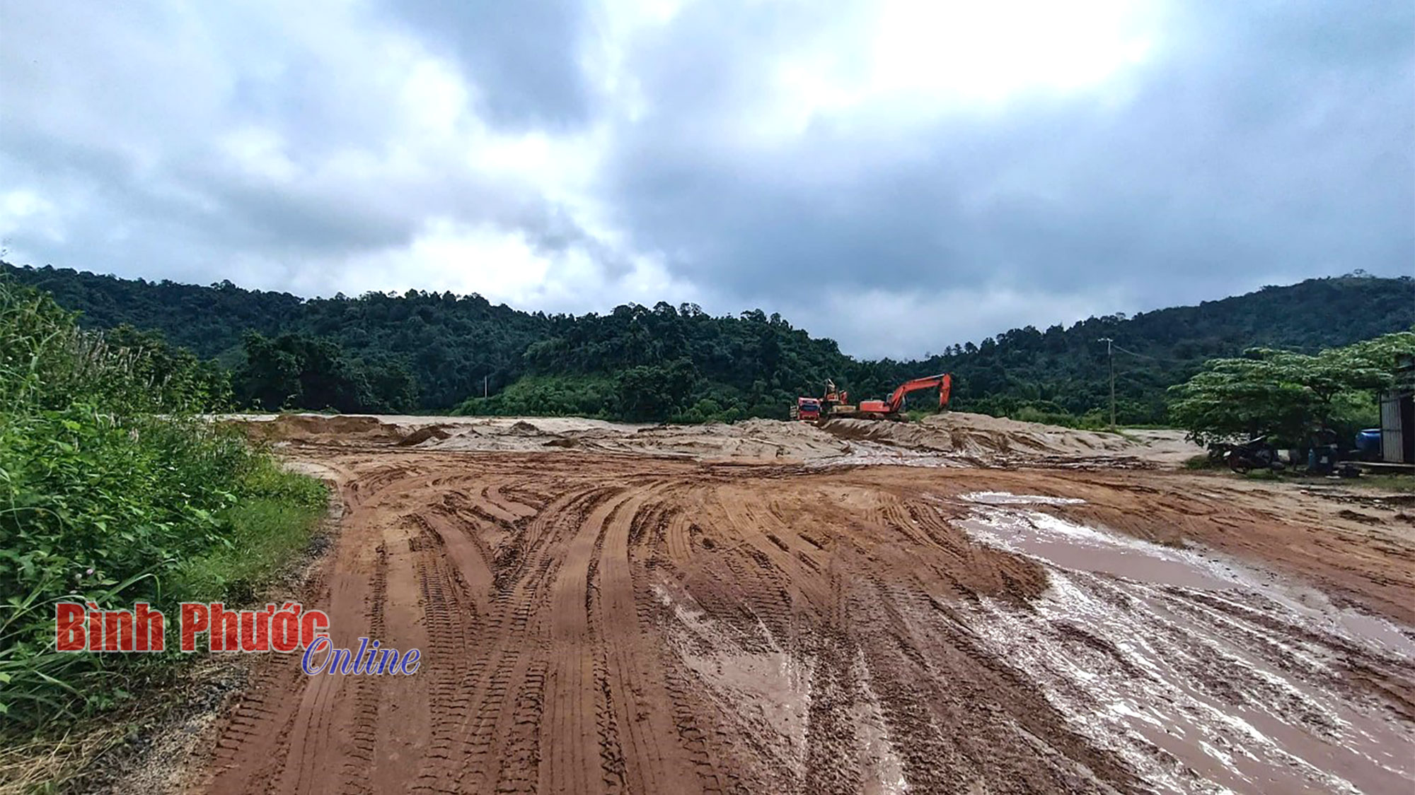 Bù Đăng: Đóng các bãi cát hoạt động trái phép - Binh Phuoc, Tin tuc ...