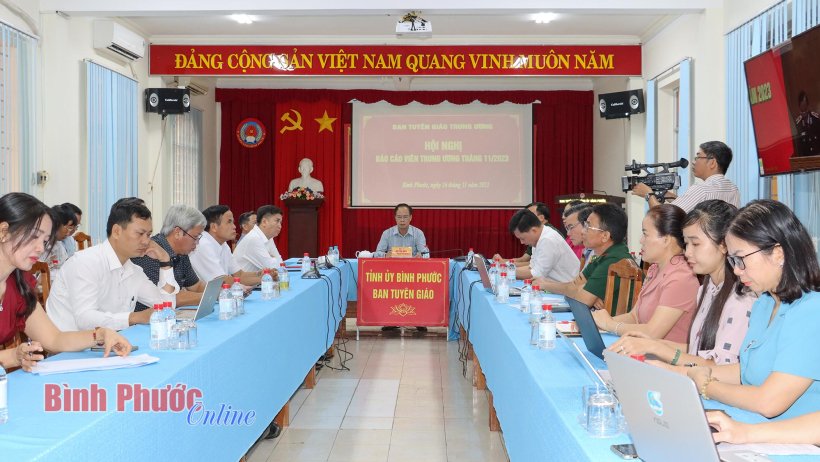 Hội nghị báo cáo viên Trung ương tháng 11 - Binh Phuoc, Tin tuc Binh Phuoc, Tin mới tỉnh Bình Phước