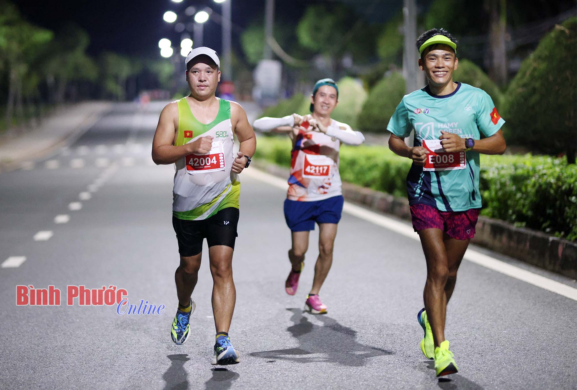 Các runner của Công ty cổ phần Hà Mỵ hoàn thành đường đua - Binh Phuoc, Tin tuc Binh Phuoc, Tin ...