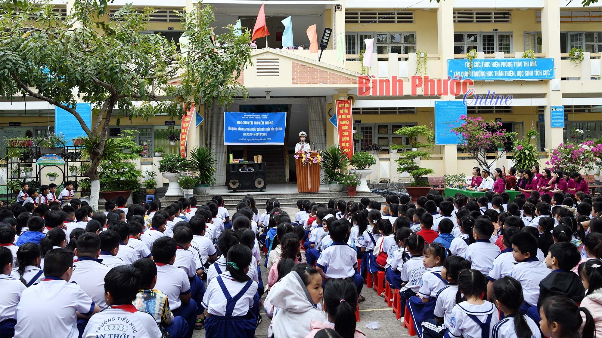 Giáo dục truyền thống cách mạng cho thế hệ trẻ - Binh Phuoc, Tin tuc ...