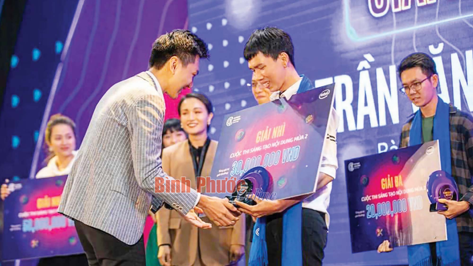 Chàng trai 9X kể chuyện số: “Bình Phước trong mắt mình thật đẹp” - Binh Phuoc, Tin tuc Binh ...