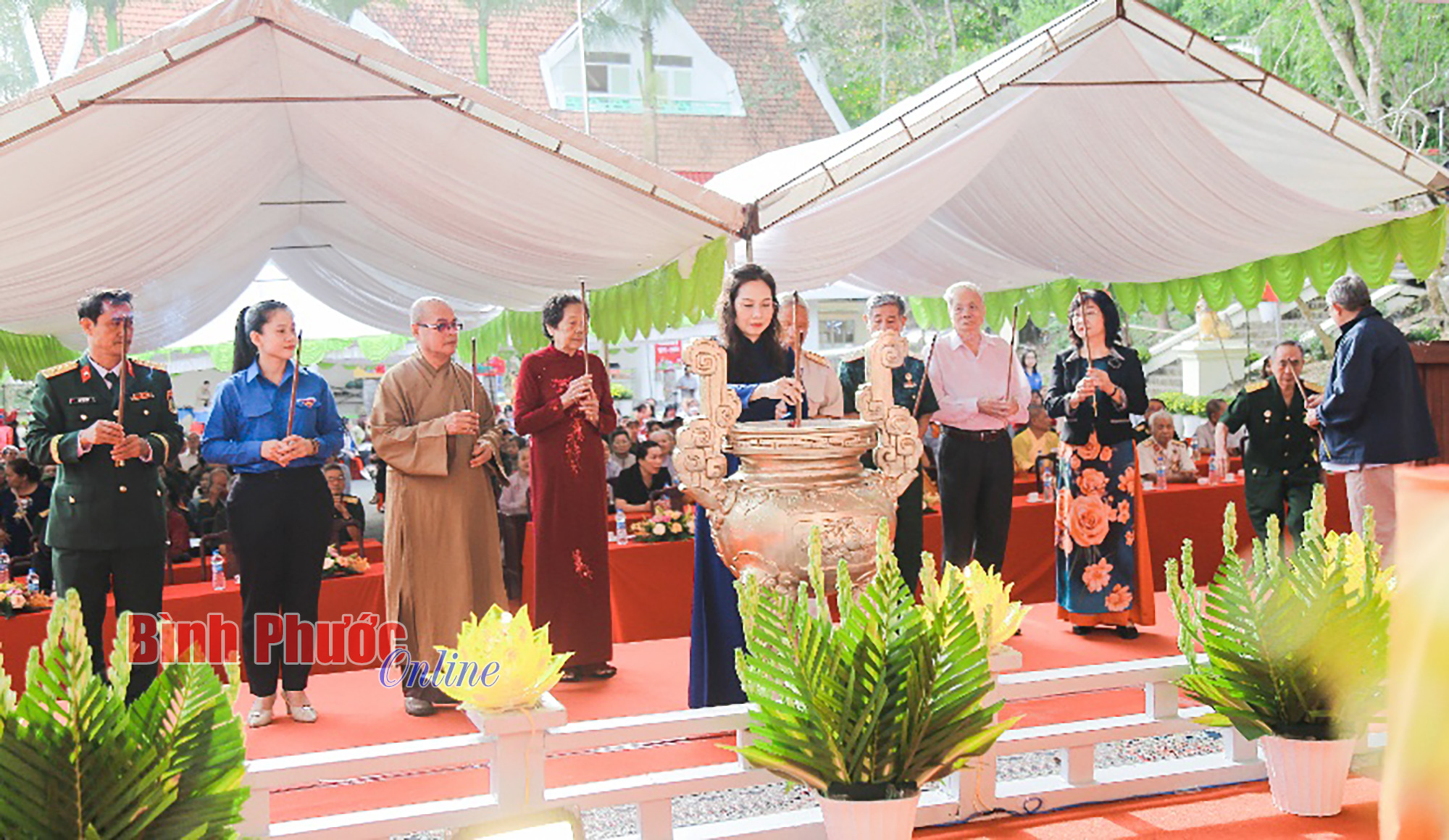 Đại lễ cầu an, cầu siêu anh linh liệt sĩ, hương linh đồng bào tử nạn trên chiến trường Bà Rá ...