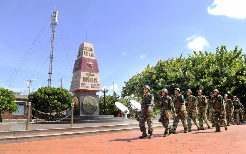 Khẳng định chủ quyền của Việt Nam trên hai quần đảo Hoàng Sa, Trường Sa ...