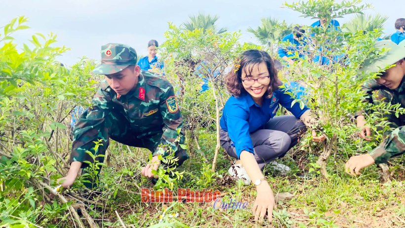 Tận tụy “vì thế hệ trẻ” - Binh Phuoc, Tin tuc Binh Phuoc, Tin mới tỉnh ...