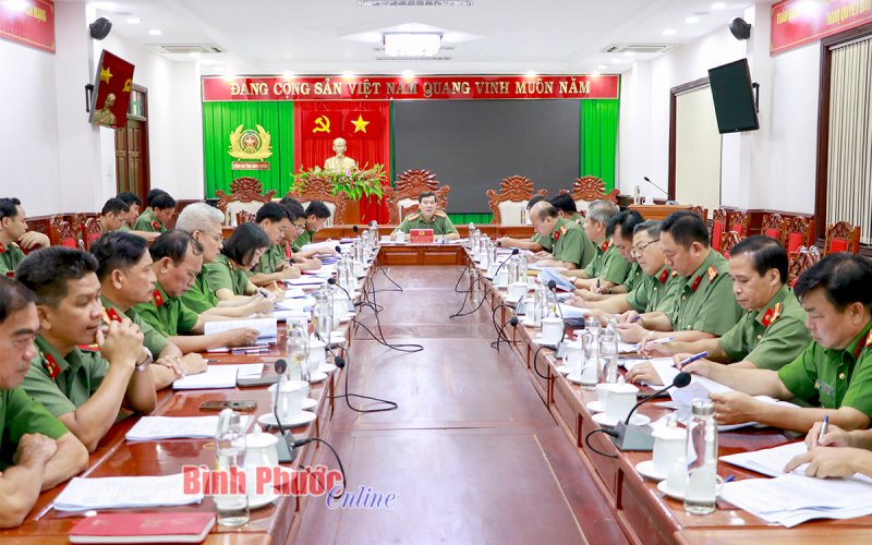 Đẩy mạnh xây dựng lực lượng Công an tỉnh Bình Phước chính quy, tinh nhuệ, hiện đại - Binh Phuoc ...