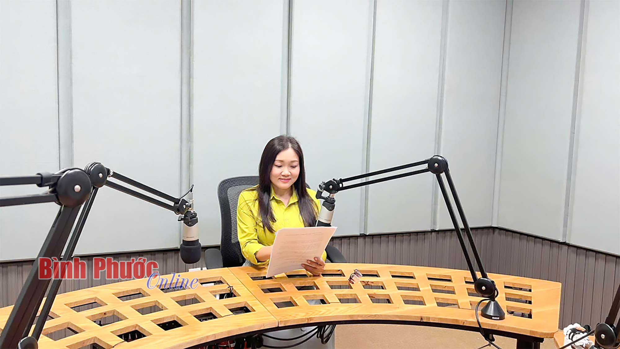 MC “kể chuyện trong bóng tối” - Binh Phuoc, Tin tuc Binh Phuoc, Tin mới ...