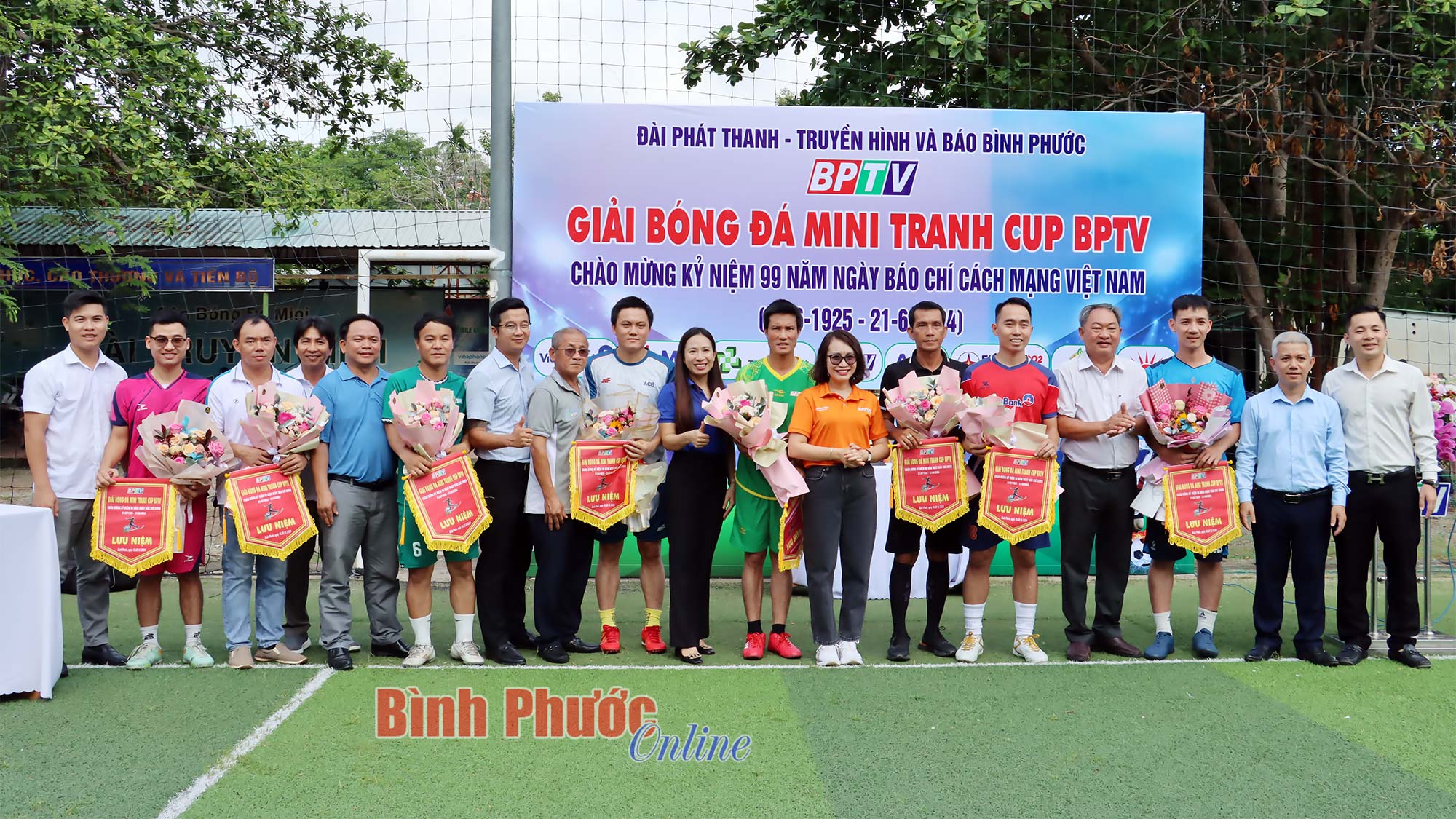 7 đơn vị tham gia Giải bóng đá mini tranh cup BPTV năm 2024 - Binh ...