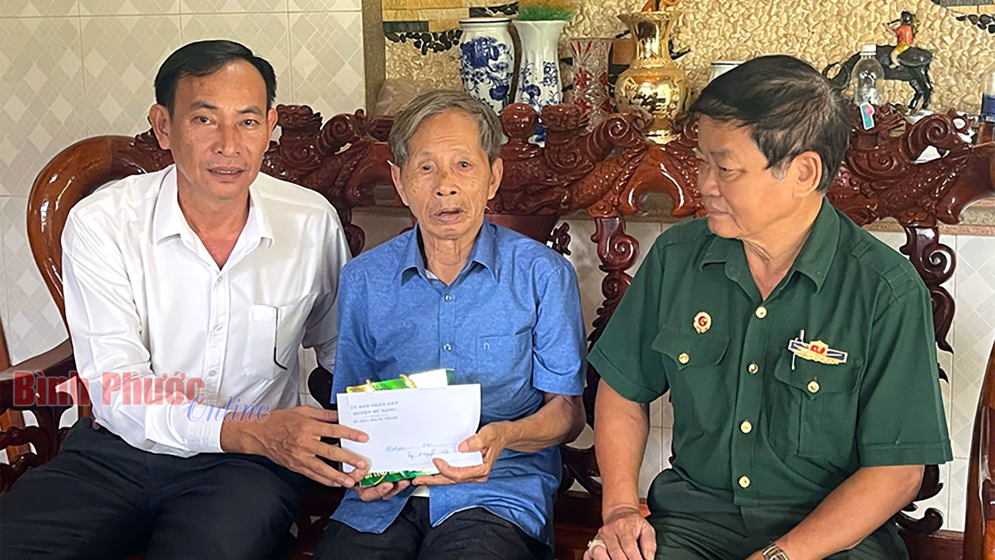 Tri ân người hoạt động kháng chiến tại chiến trường Bù Đăng - Binh ...